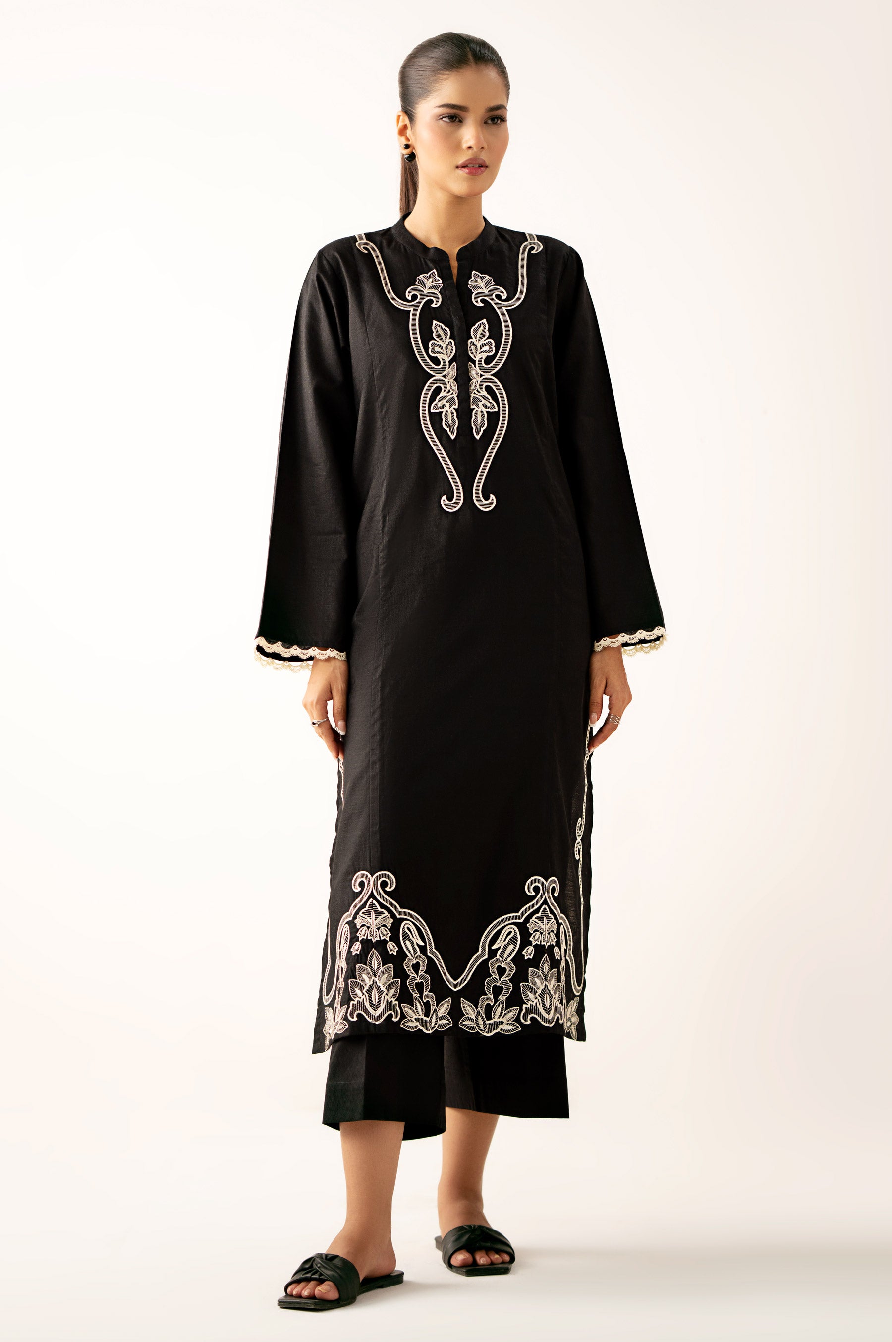 Stitched 2 Piece Embroidered Self Jacquard Suit – Zeenwoman