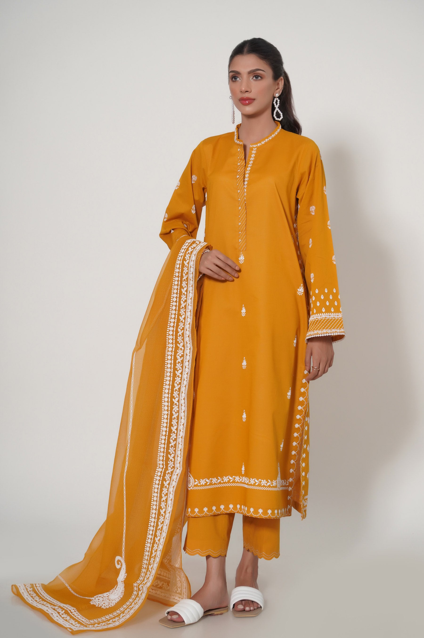 Stitched 3 Piece Puff Printed Lawn Suit