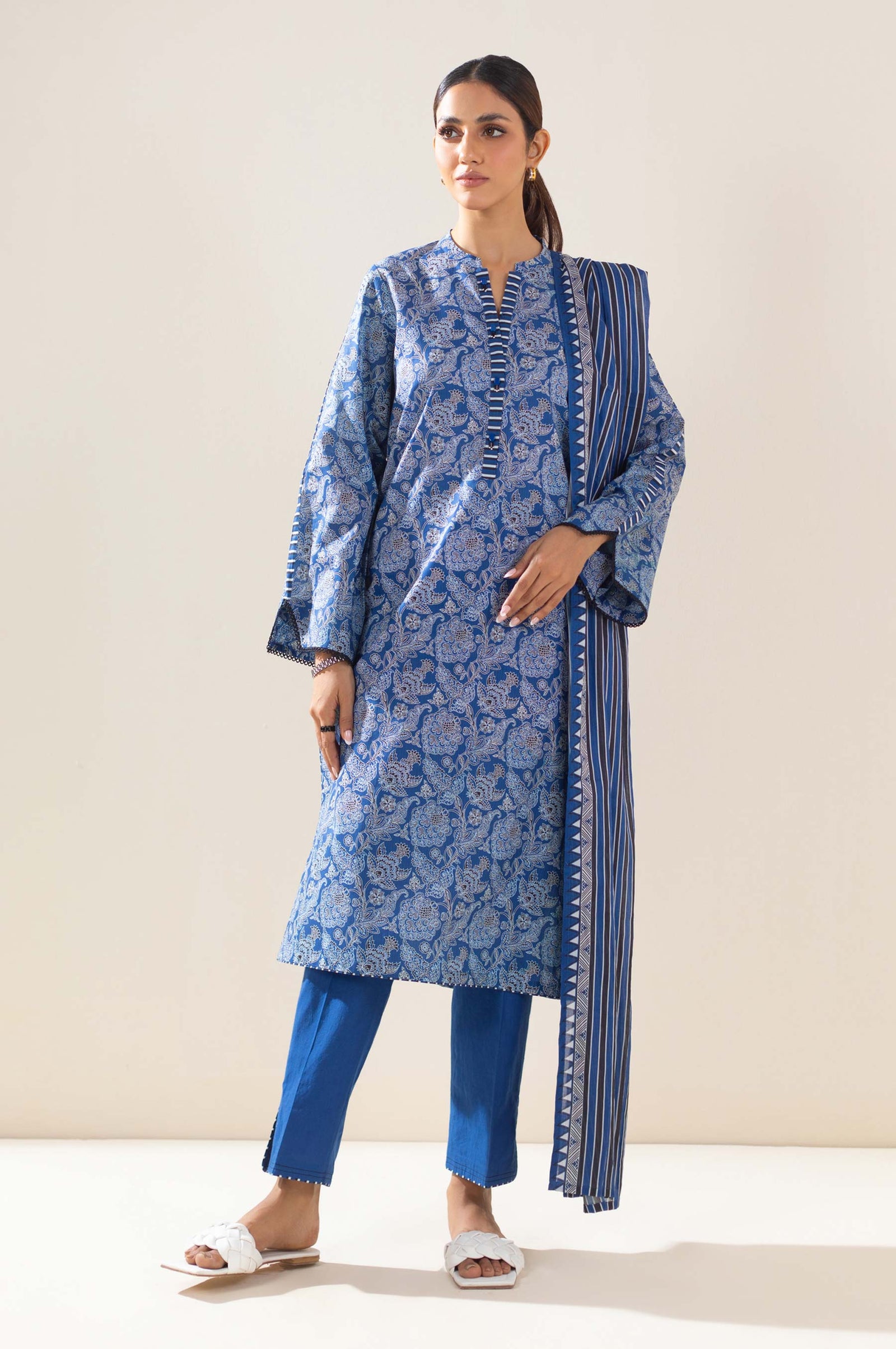 Zeen: Women’s Clothing Brand in Pakistan | Clothing Store – Zeenwoman