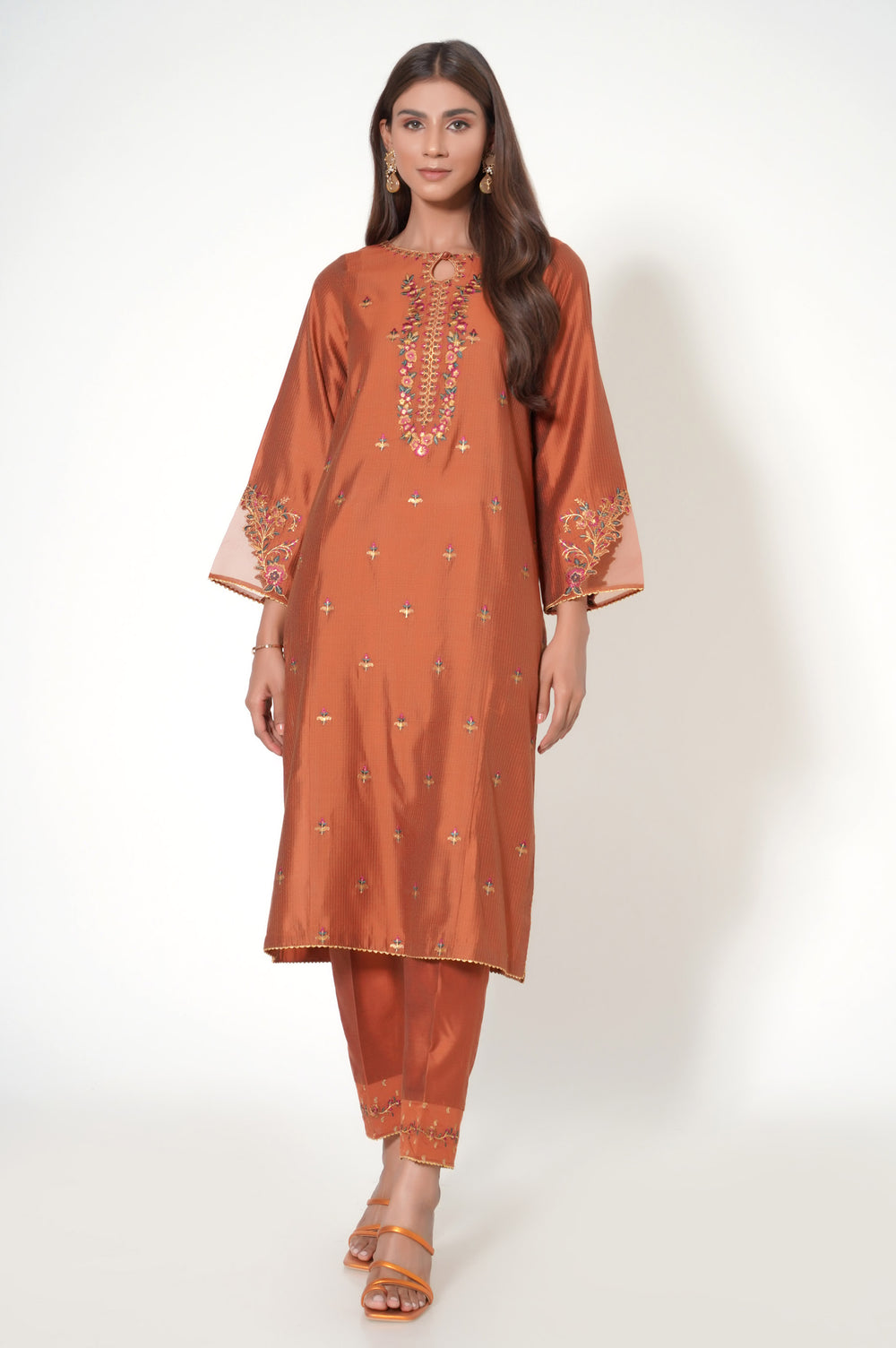 Shop New Arrivals Luxury Collection | New Fancy Dress Design | Zeen ...