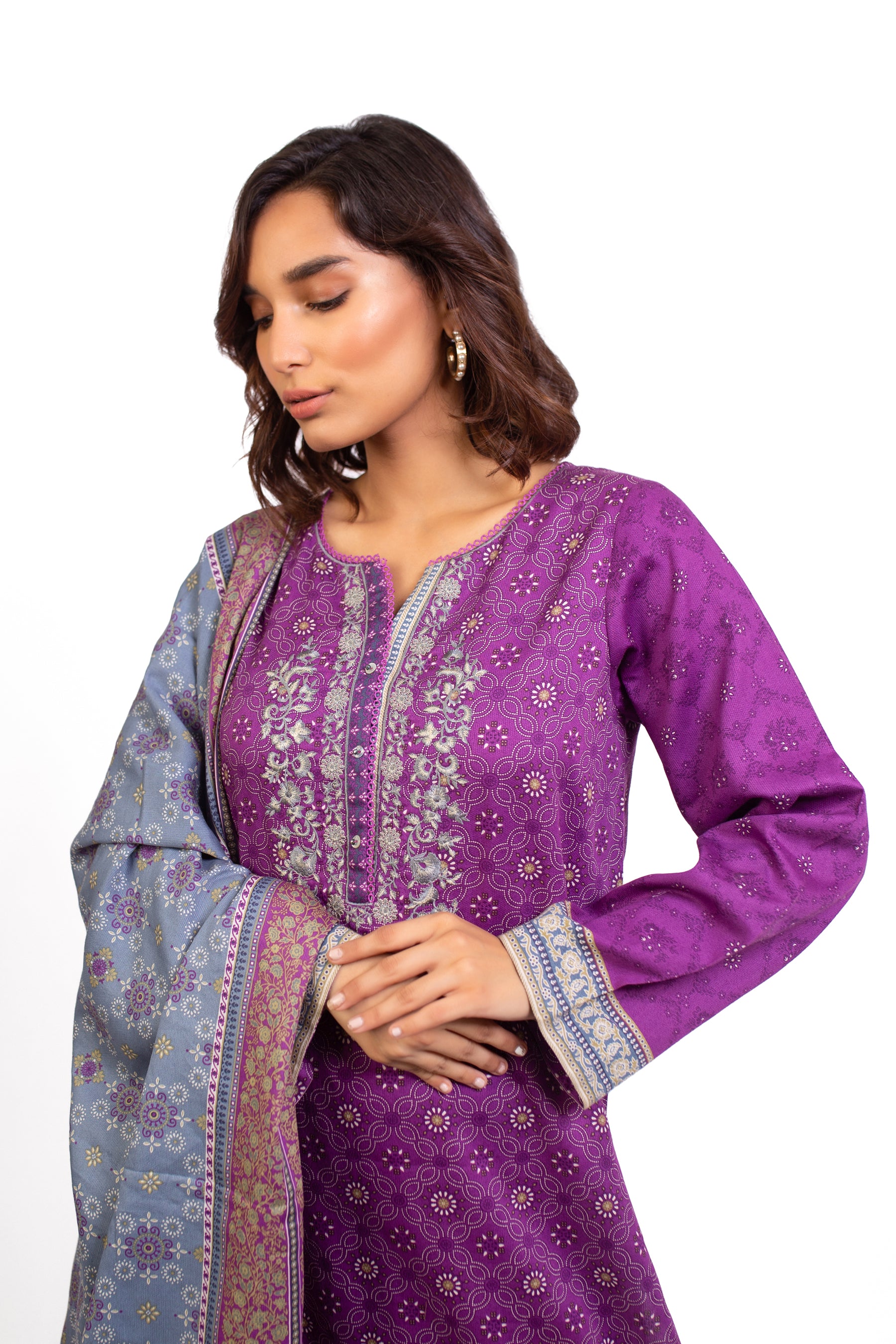 Stitched 3 Piece Embroidered Cottel Suit – Zeenwoman