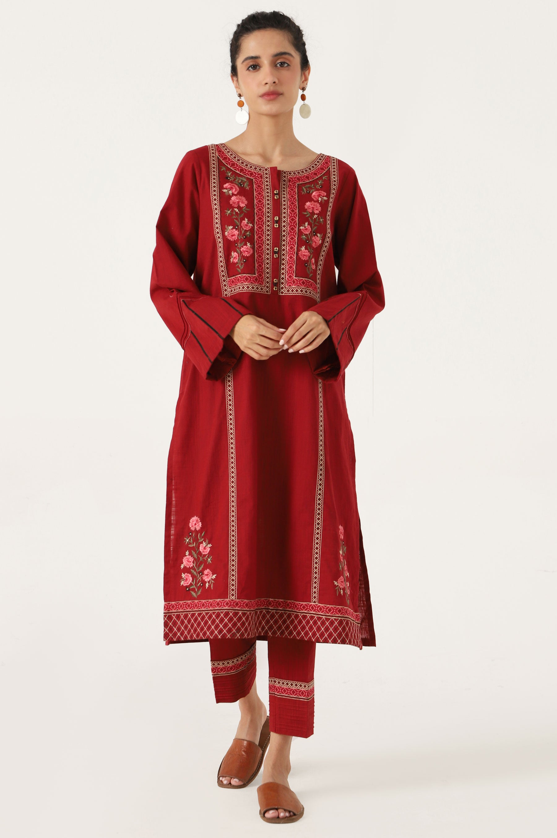 Stitched 2 Piece Embroidered Cotton Slub Suit – Zeenwoman